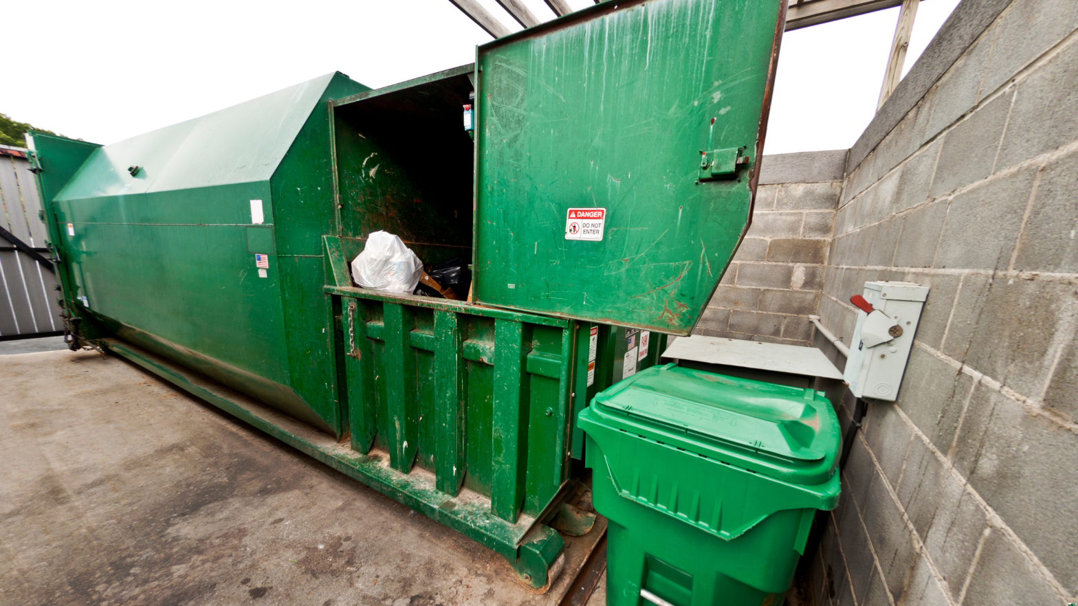 Big Mouth Mini Compactors in Los Angeles | Waste Solutions