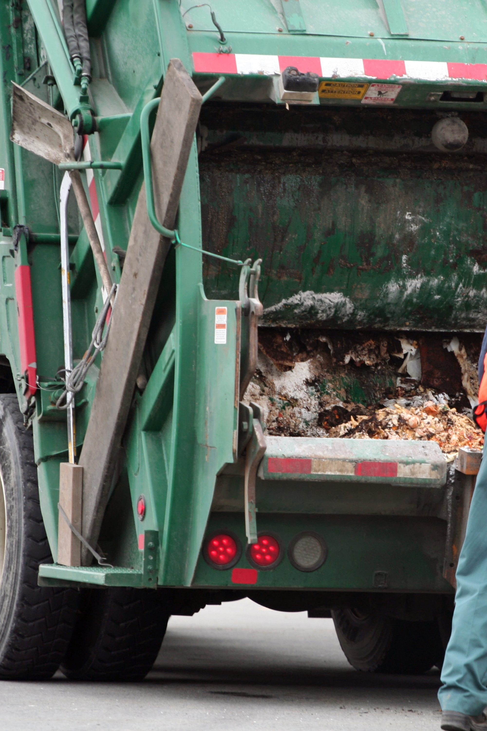 Waste Management Compactor: Optimize Efficiency & Save Space