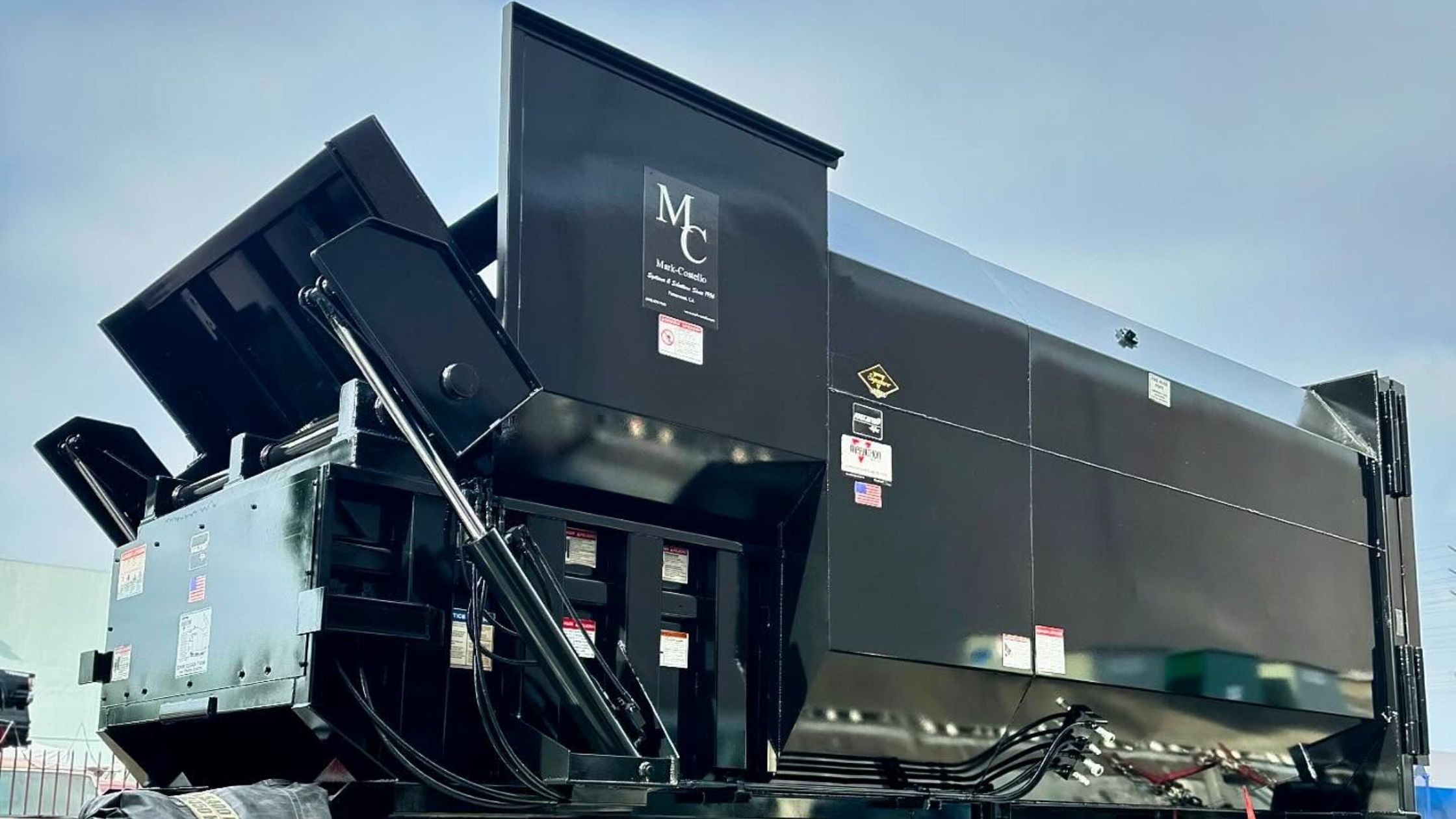 2 Ram Balers Designed for Maximum Power and Performance